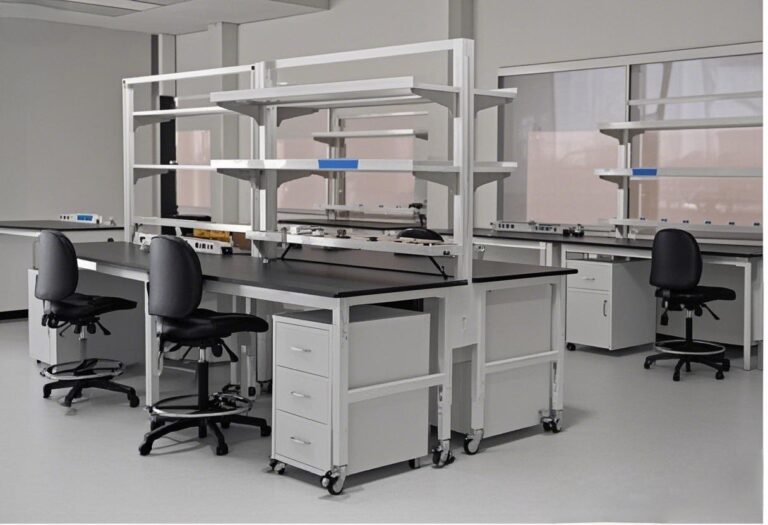 What size is a lab workbench? - Lab workbenches Manufacturer