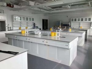 Lab Space Design Guide: Layout Standards & Safety