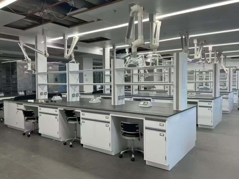 Lab Space Design Guide: Layout Standards & Safety