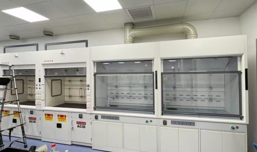 High-Quality Fume Hoods For Laboratories