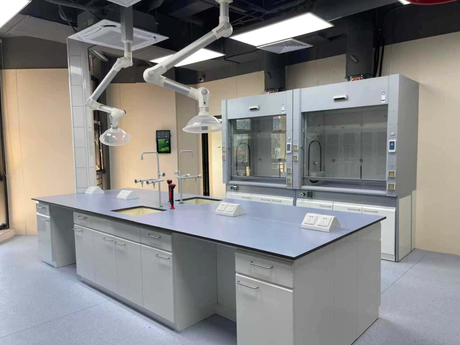 Lab Planning: From 0 to 1, A Guide to Designing a New Lab