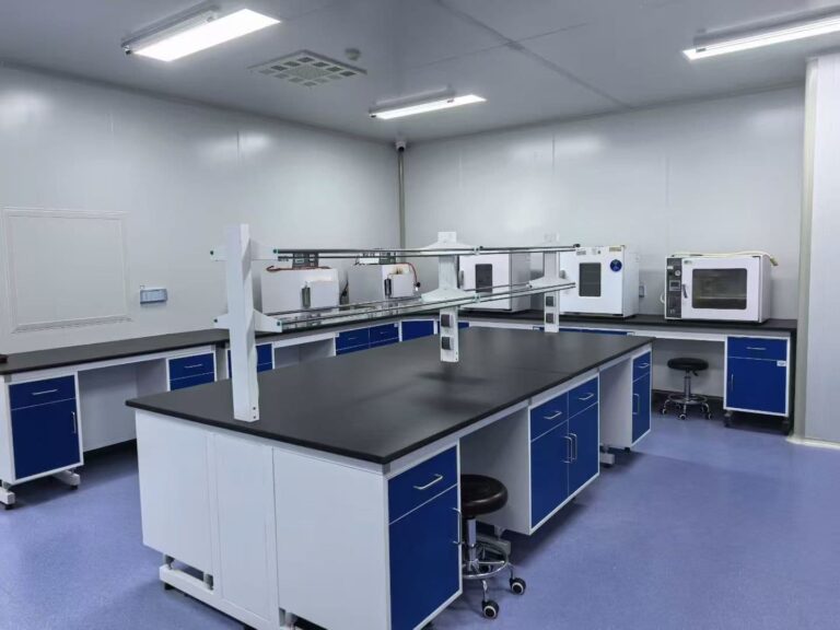 Why are epoxy resin countertops essential for lab workbenches?